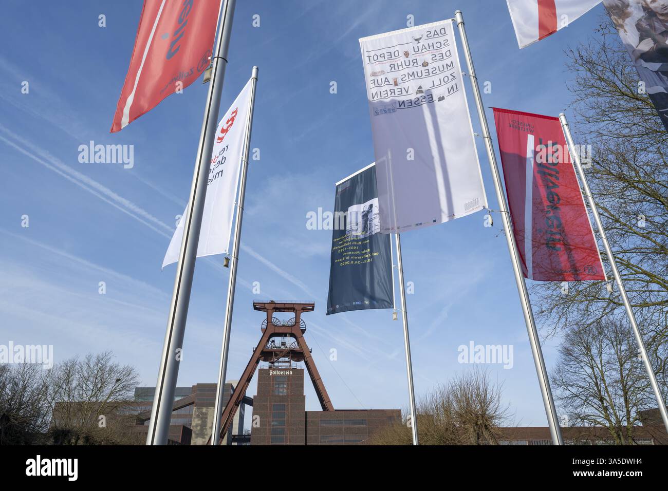 Double trestle headframe, flags in front of it, Shaft XII, Zollverein ...
