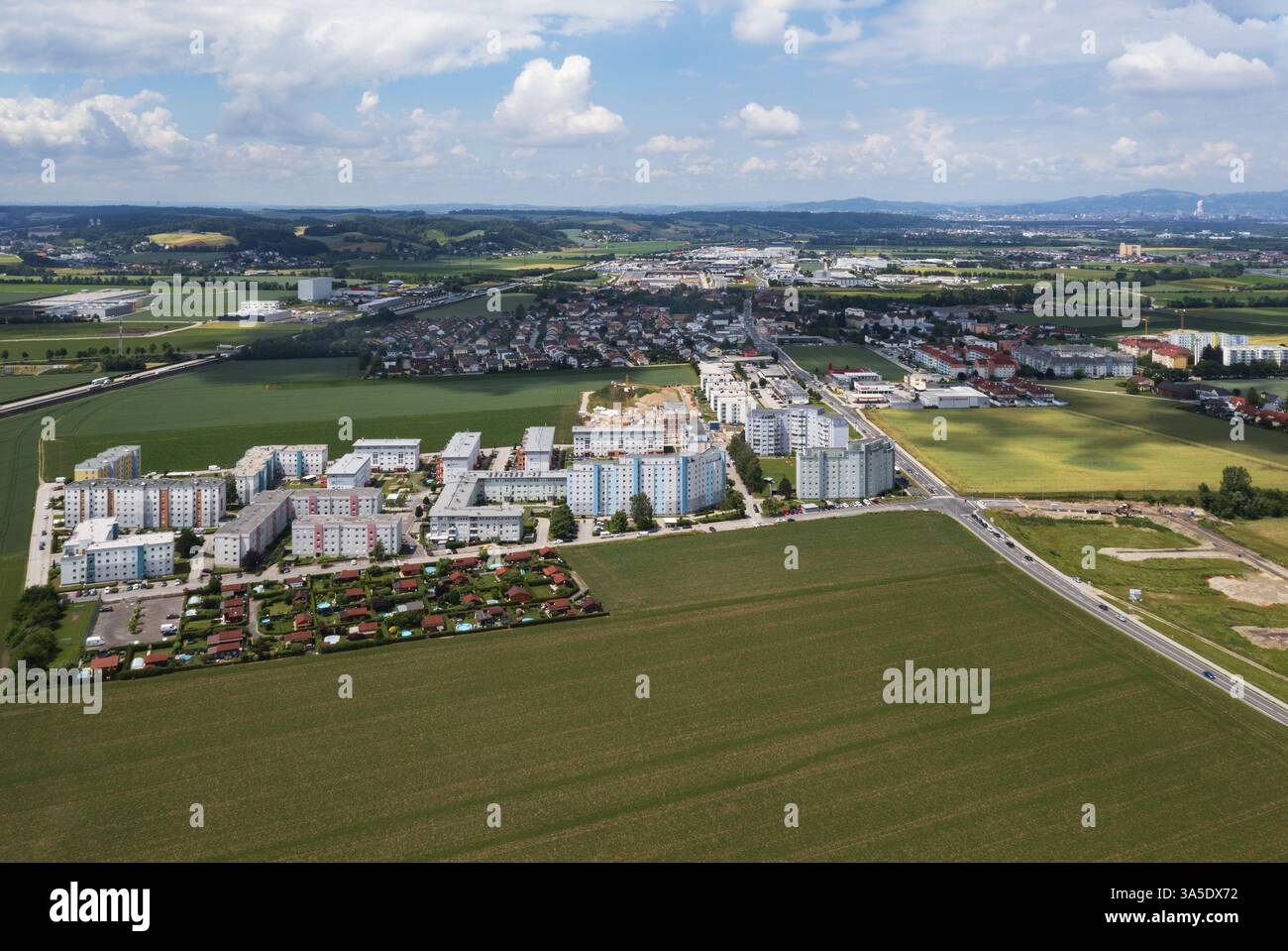Austria community gardens hi-res stock photography and images - Alamy