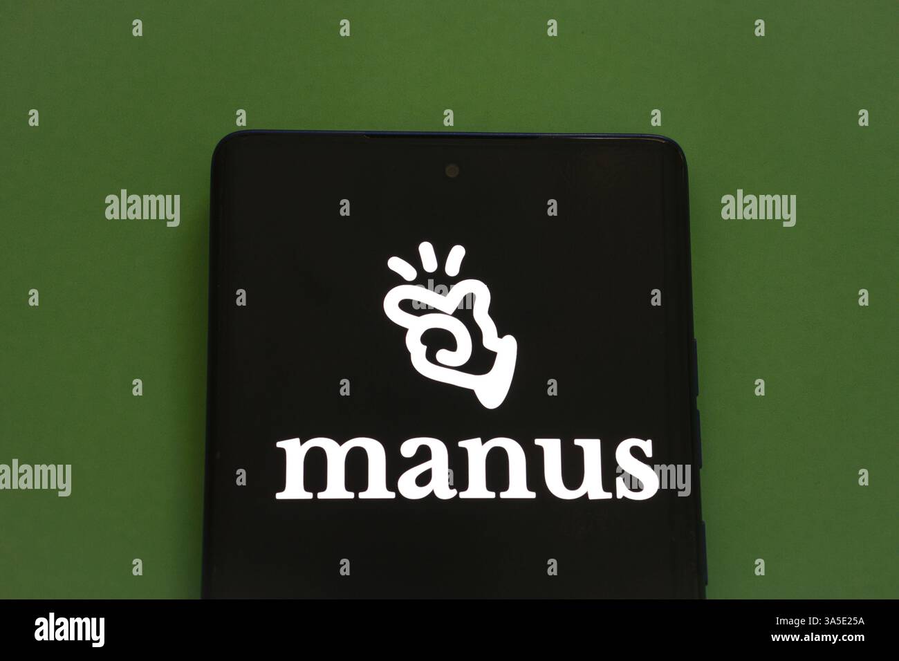 Close up of Manus logo on screen of mobile phone Stock Photo - Alamy