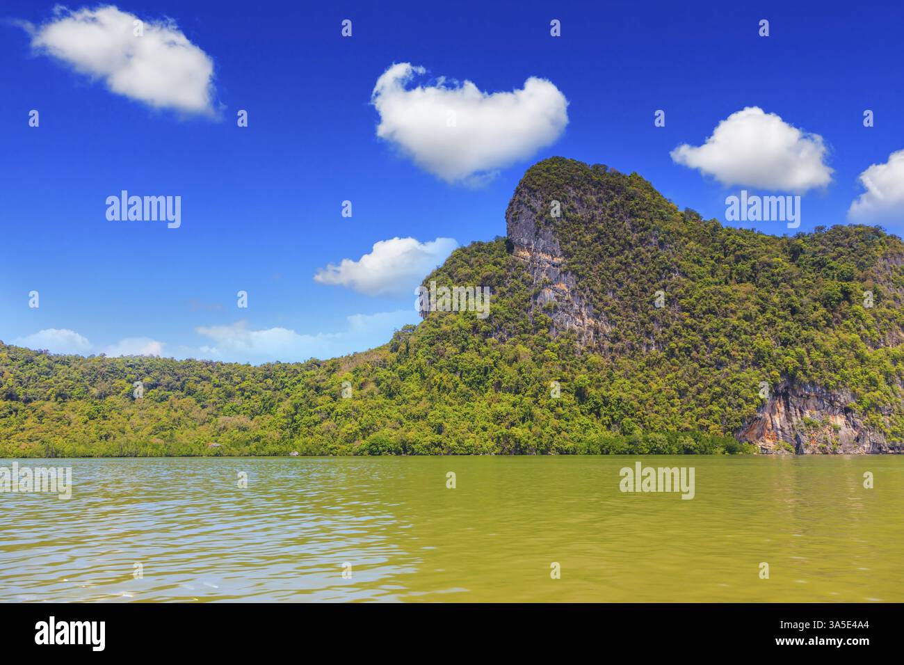 The islands - rocks in shallow water and beautiful beaches with fine ...