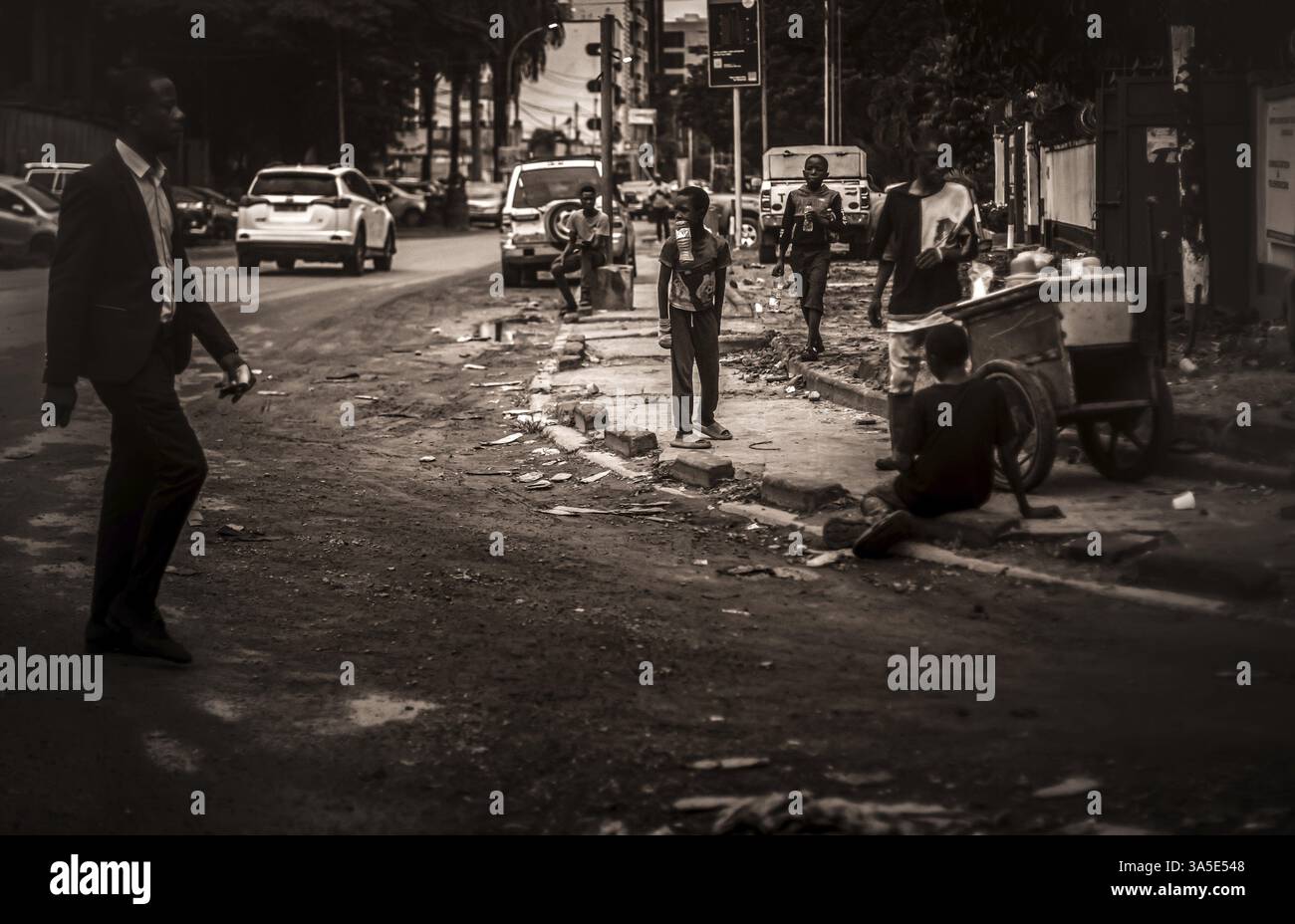 An authentic street scene in Kinshasa, Democratic Republic of Congo ...