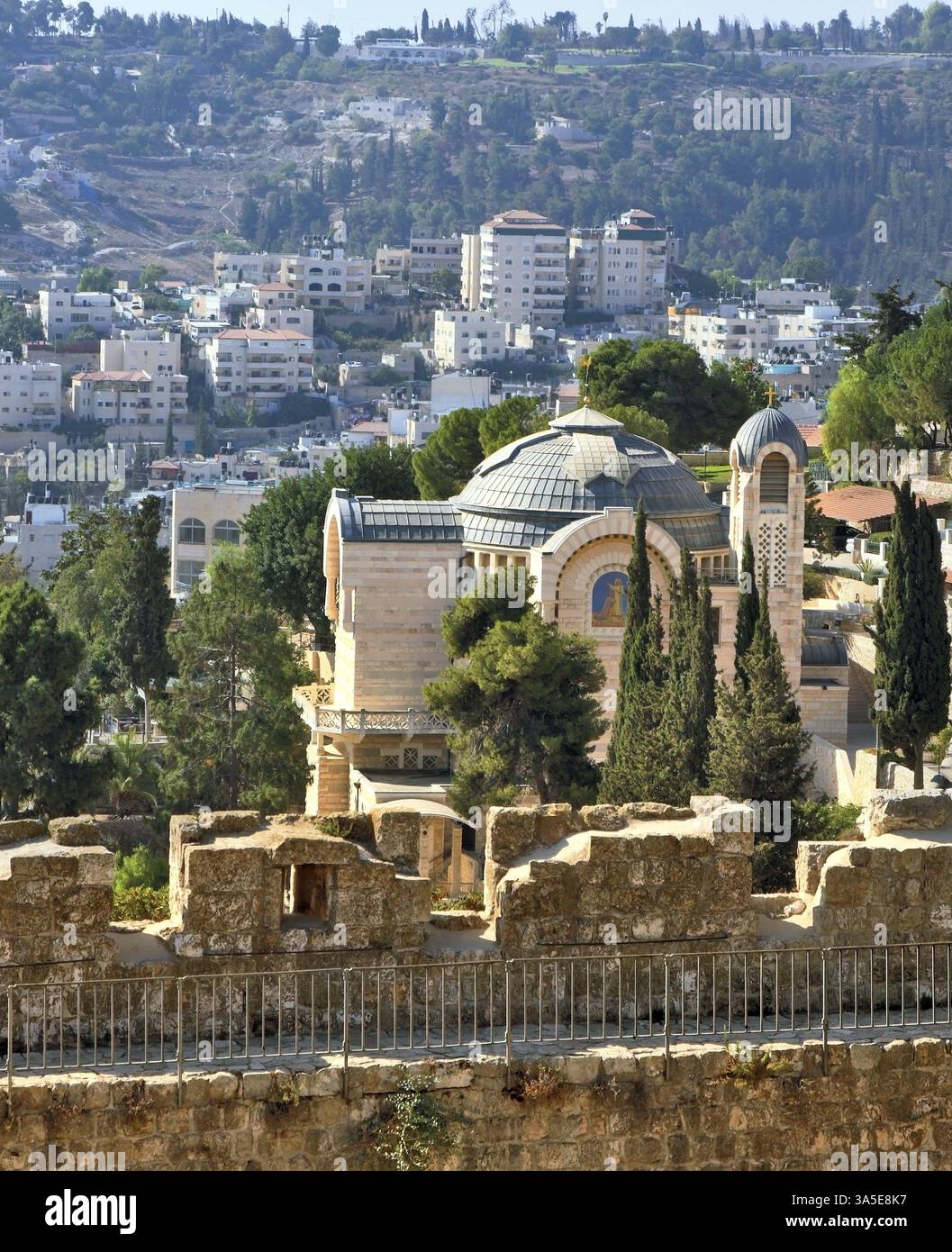 The morning sun illuminates the dome. The Church in Jerusalem ...