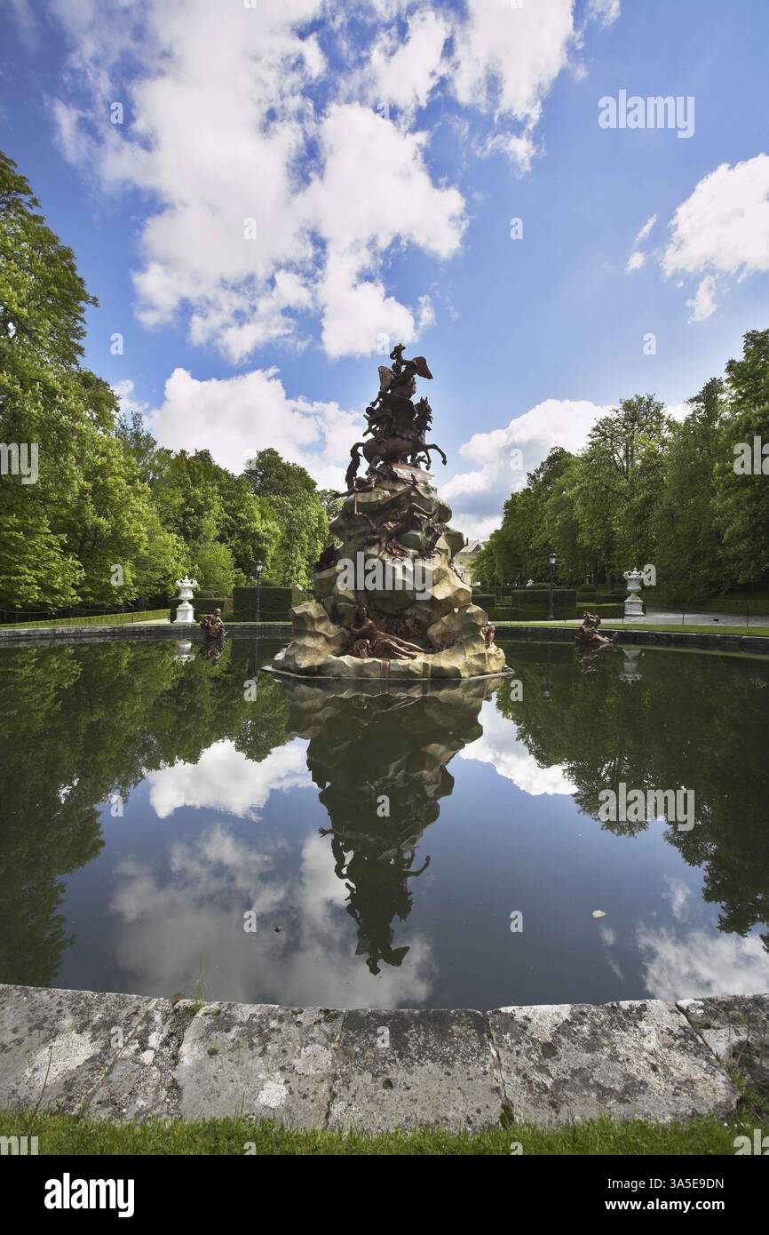 The magnificent fountain decorated by sculptures on mythological themes ...