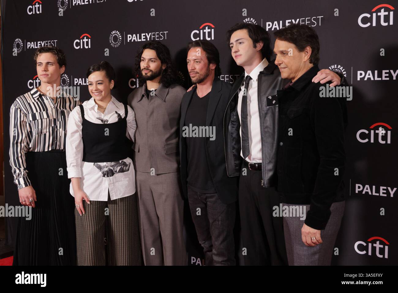Tanner Buchanan, Mary Mouser, Xolo Maridueña, Don Lee, Gianni Decenzo ...