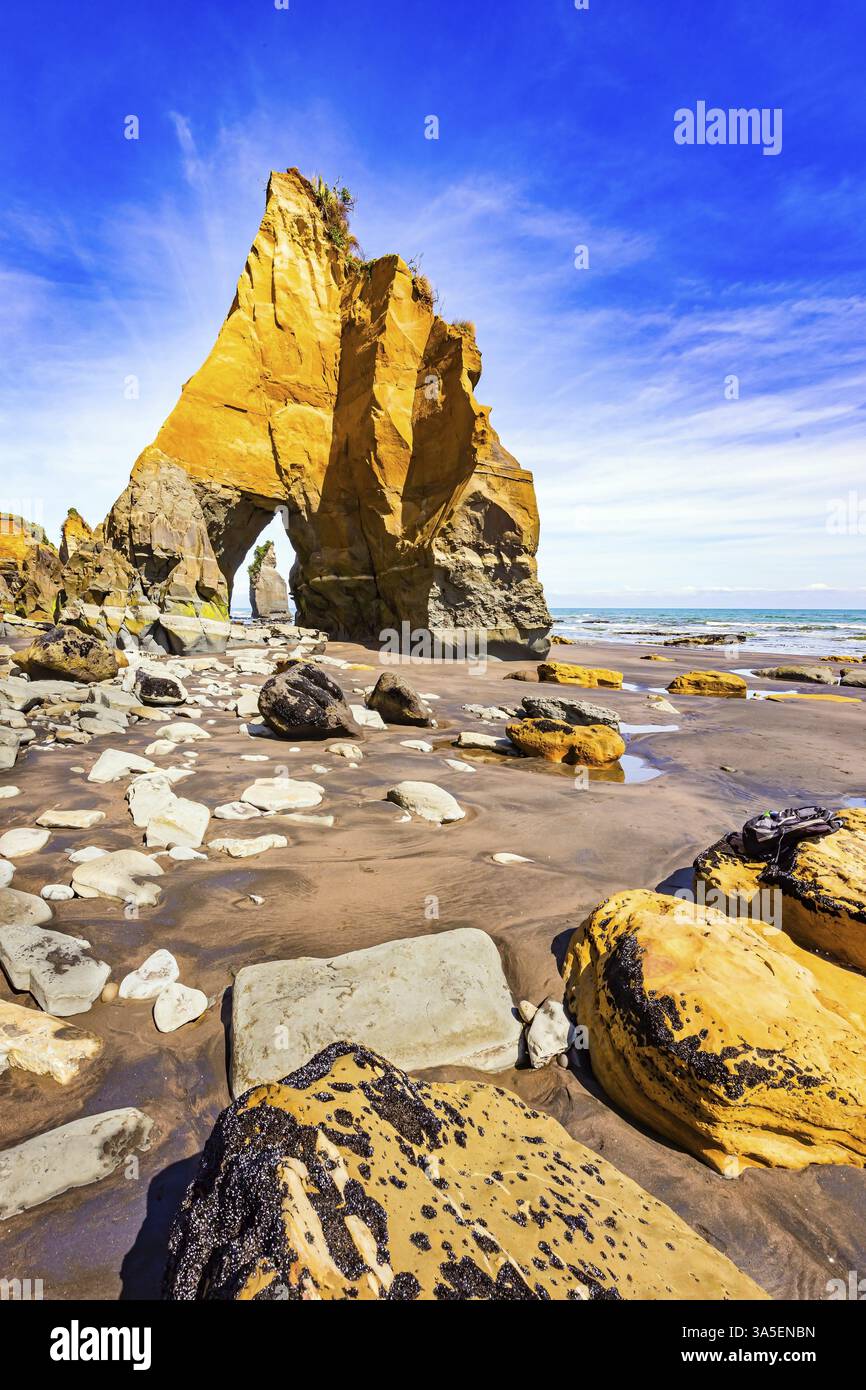 The Tongaporutu beach on the Pacific coast. Low tide on the Pacific ...