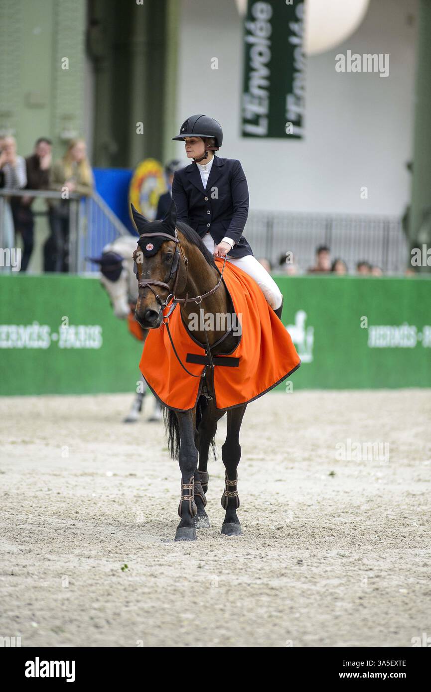 Jeanne SADRAN riding Dexter de Kerglenn during the Saut Hermes 2025 ...