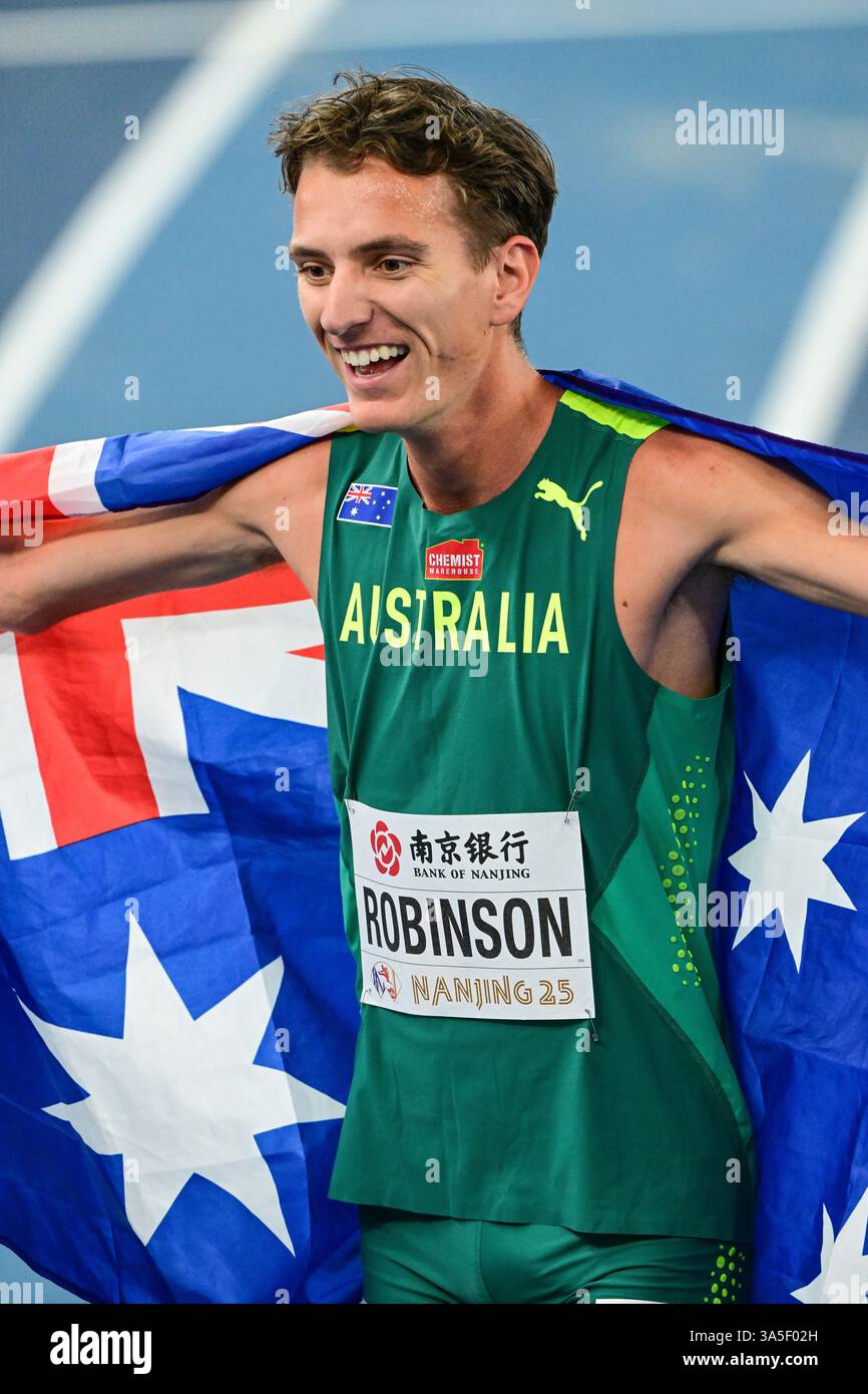 Ky Robinson of Australia competing in the 3000m men final at the World ...