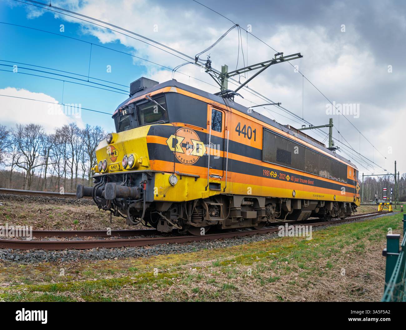 OLDENZAAL, NETHERLANDS - MARCH 15, 2025: electric locomotive of RRF ...