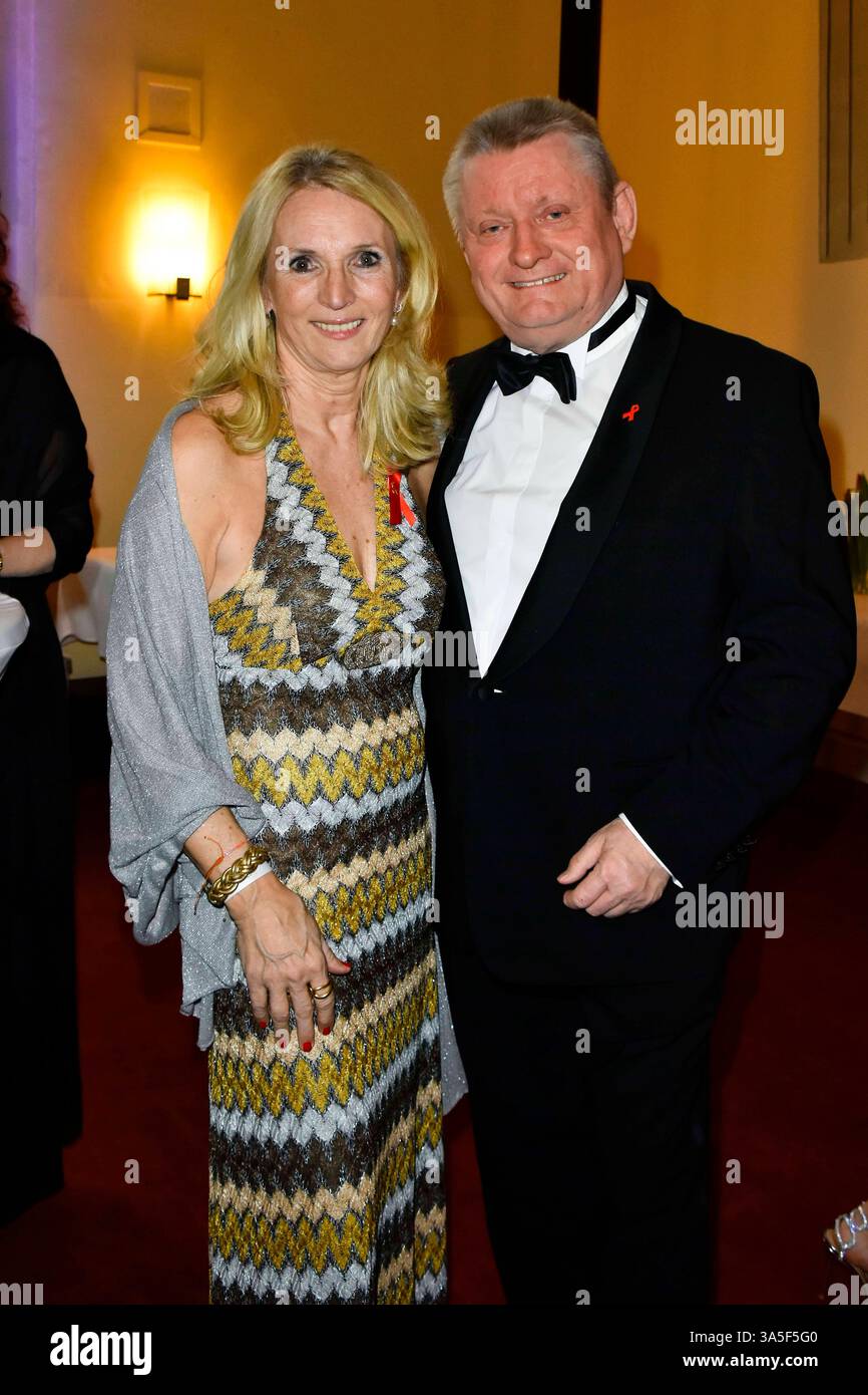 Hermann Groehe mit Frau Heidi Oldenkott Groehe CDU Politiker mit ...