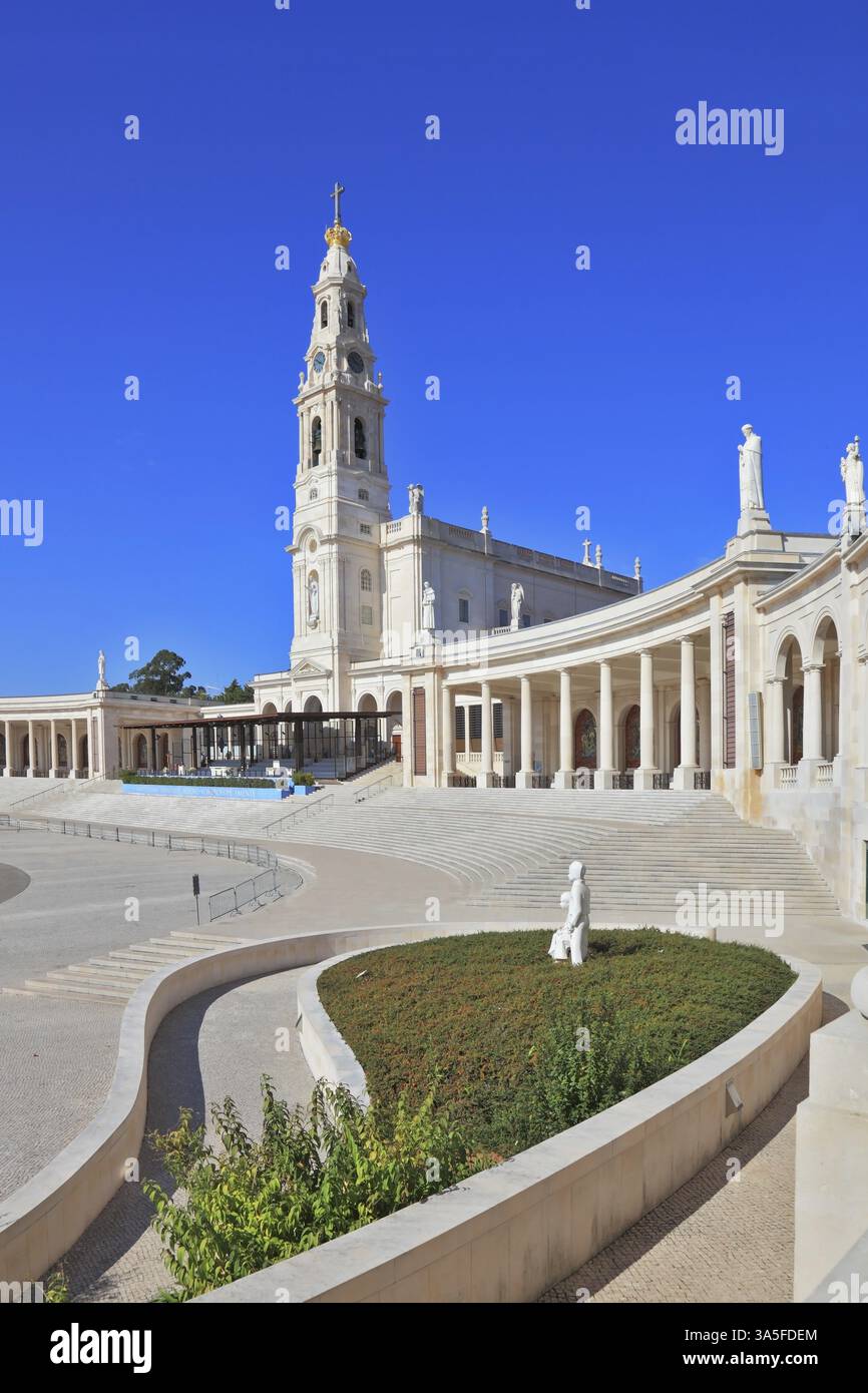 A huge tower and a marble colonnade around the square. The grand ...