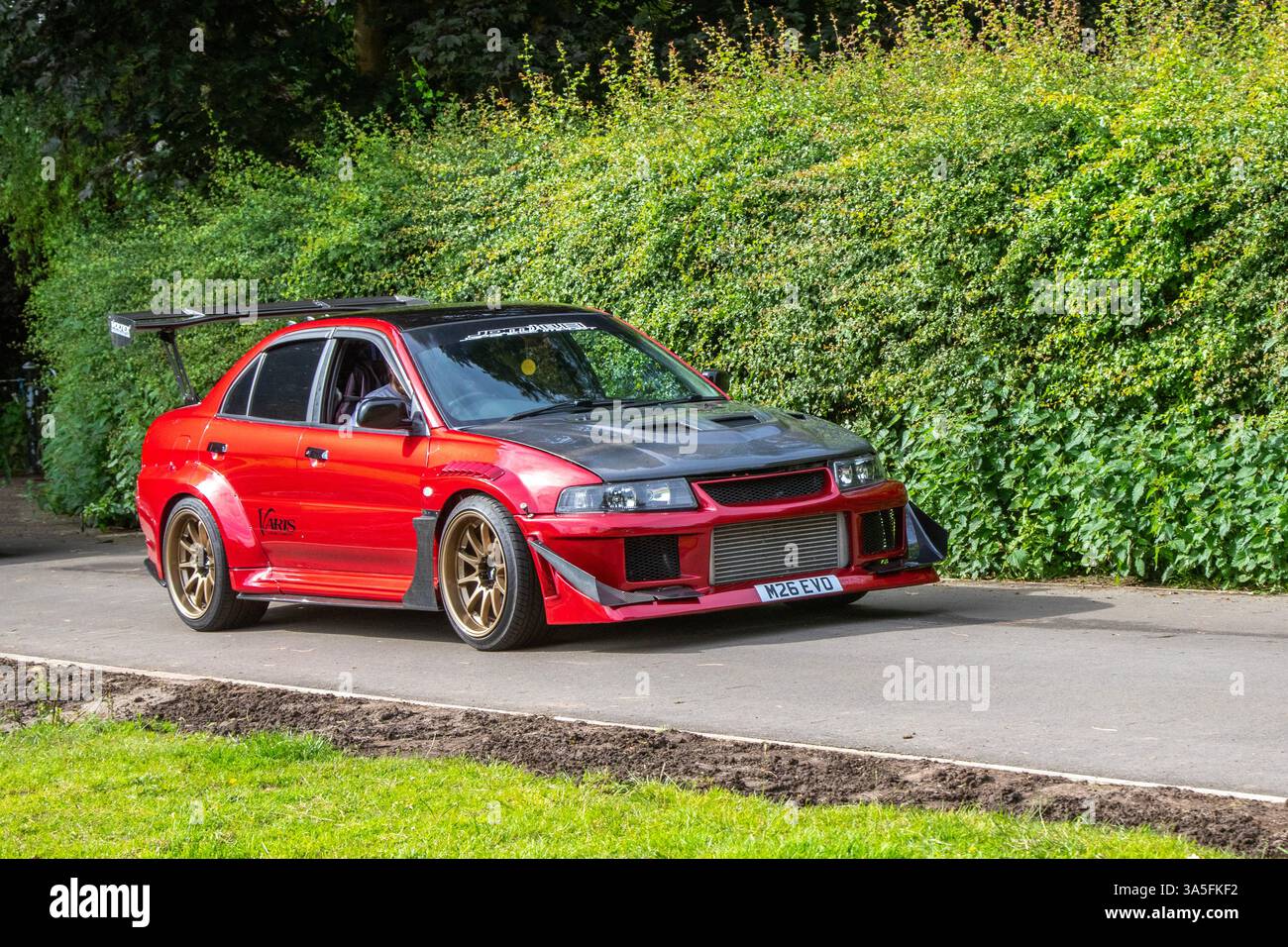 1998 90s nineties Mitsubishi Petrol 2000 cc; Mitsubishi Lancer ...