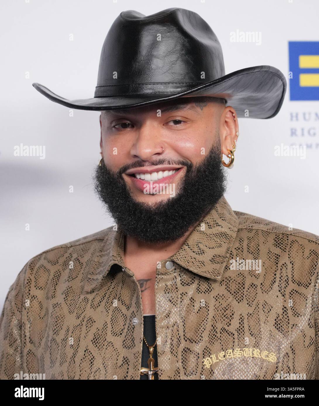 Los Angeles, USA. 22nd Mar, 2025. Manny Jay arrives at the Human Rights ...