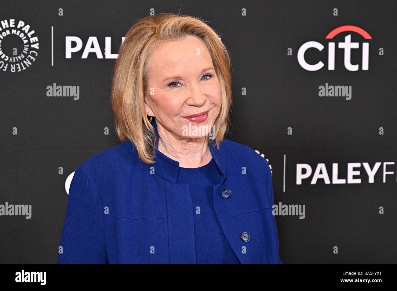 Debra Jo Rupp beim Screening der Disney Miniserie Agatha All Along auf ...