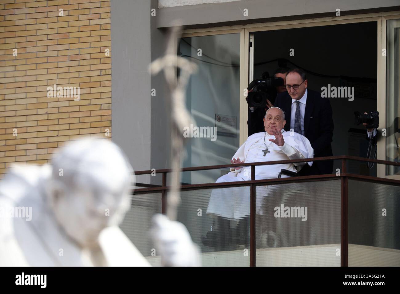 Rome, Italy. 23rd Mar, 2025. Milan, Italy 23.03.2025: Pope Francis ...