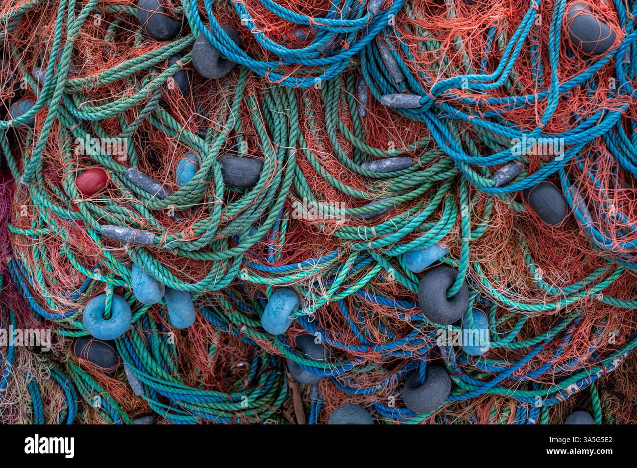 Fishing ropes and floats hi-res stock photography and images - Alamy