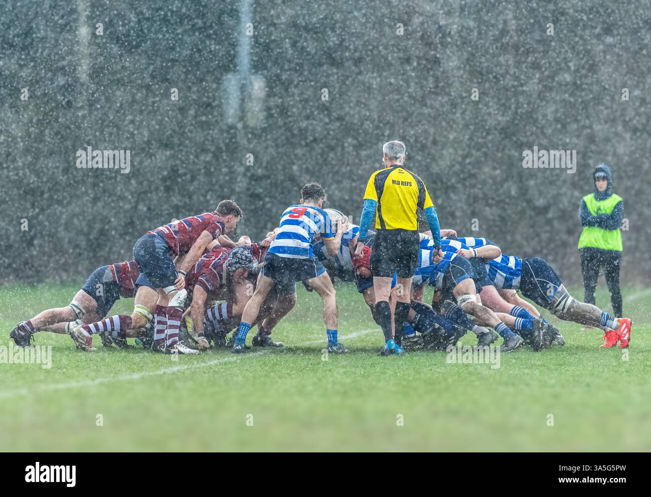 Mens amateur Rugby Union game played in wet and muddy weather Stock ...