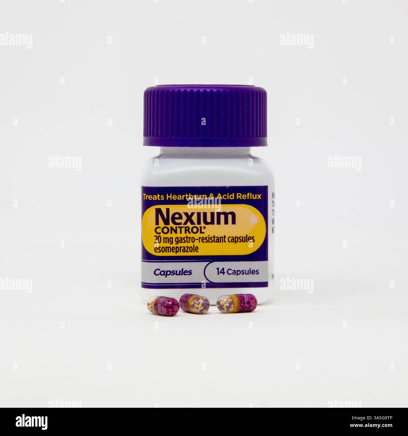 Nexium Control Heartburn & Indigestion Capsules Stock Photo - Alamy