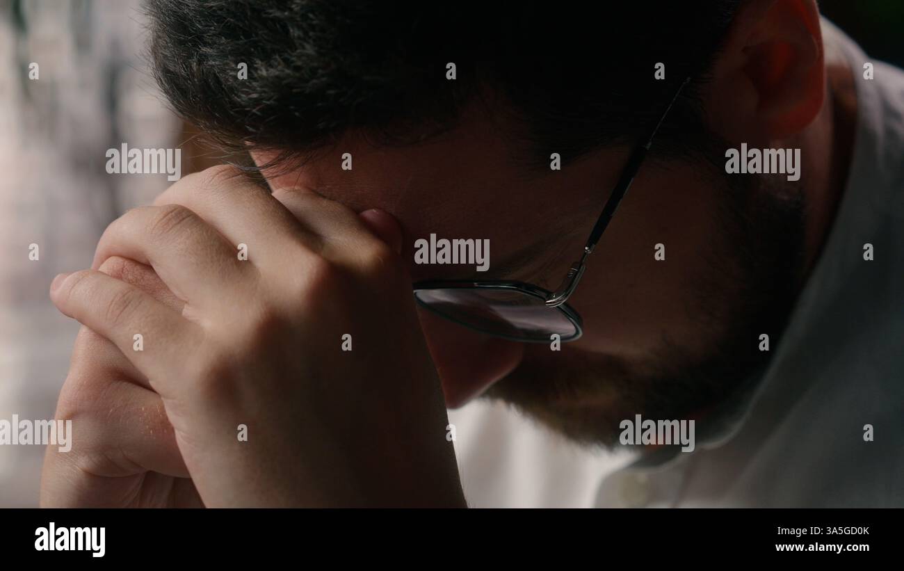 Frustrated Caucasian agent executive man worker leader salesman think ...