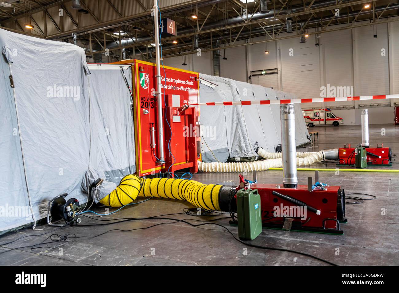 Decontamination of injured persons after a simulated accident with ...