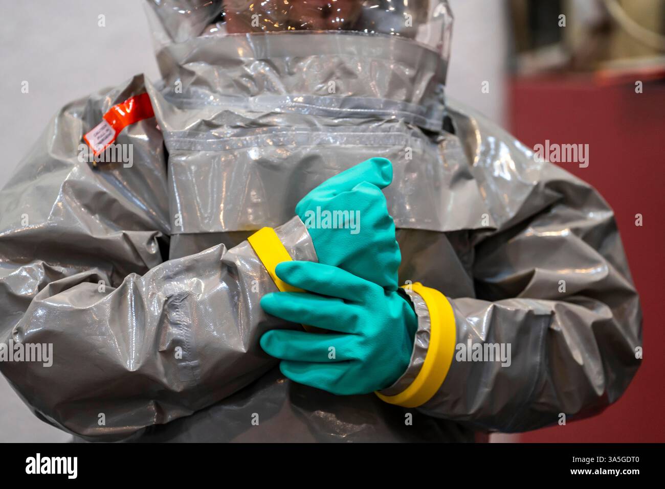 Decontamination of injured persons after a simulated accident with ...