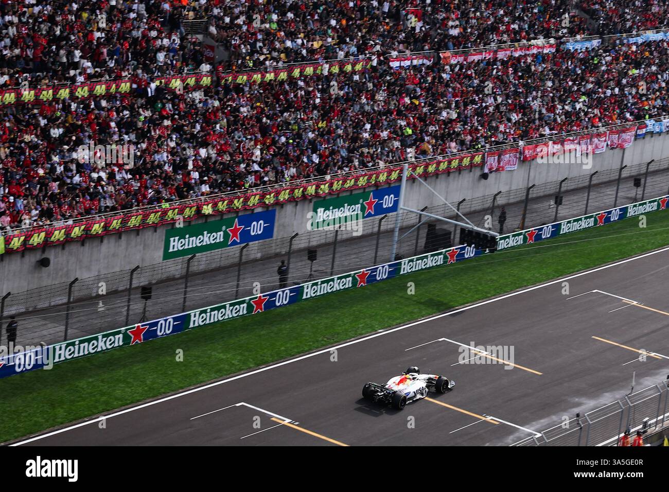 06 HADJAR Isack (fra), Visa Cash App RB F1 Team VCARB02 during the Formula 1 Heineken Chinese ...