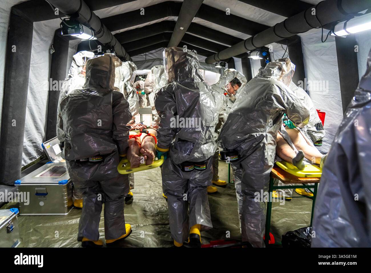Decontamination of injured persons after a simulated accident with ...
