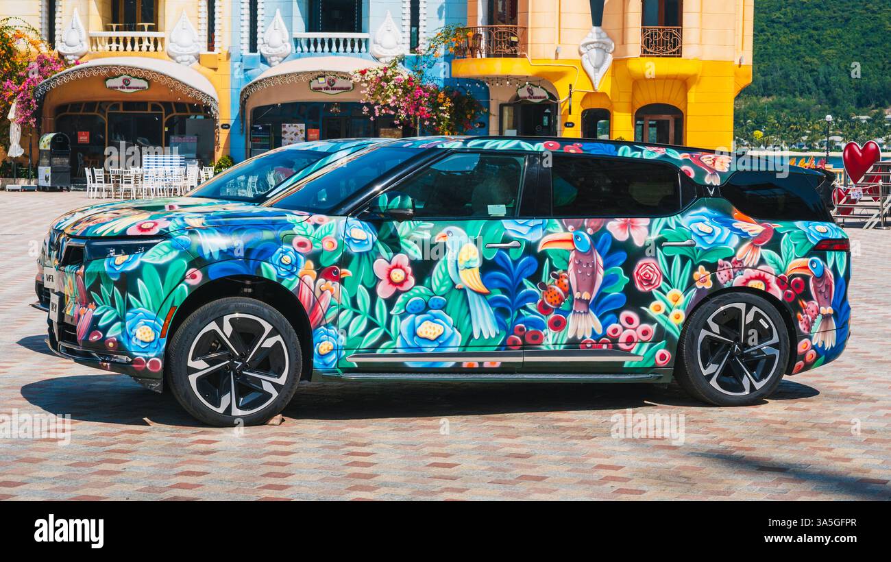 Modern Vietnamese electric cars Vinfast VF9 and Vinfast VF8 painted ...