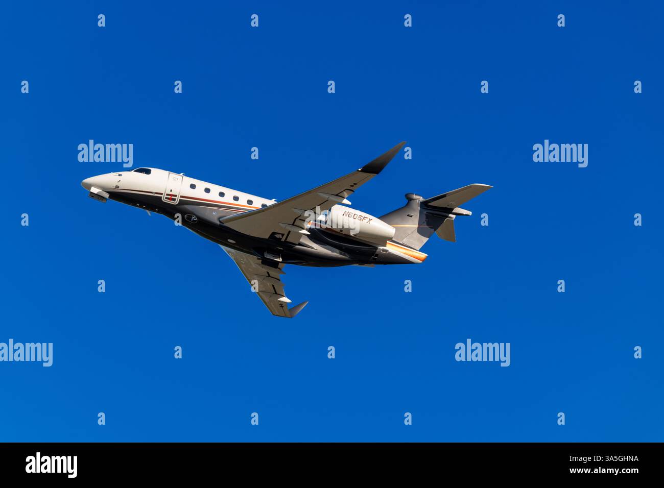 Naples, FL, USA - March 19, 2025: Embraer Legacy 500 Praetor 600 ...
