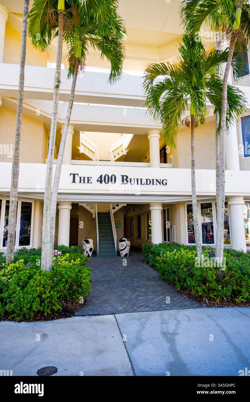 Office buidlin hi-res stock photography and images - Alamy