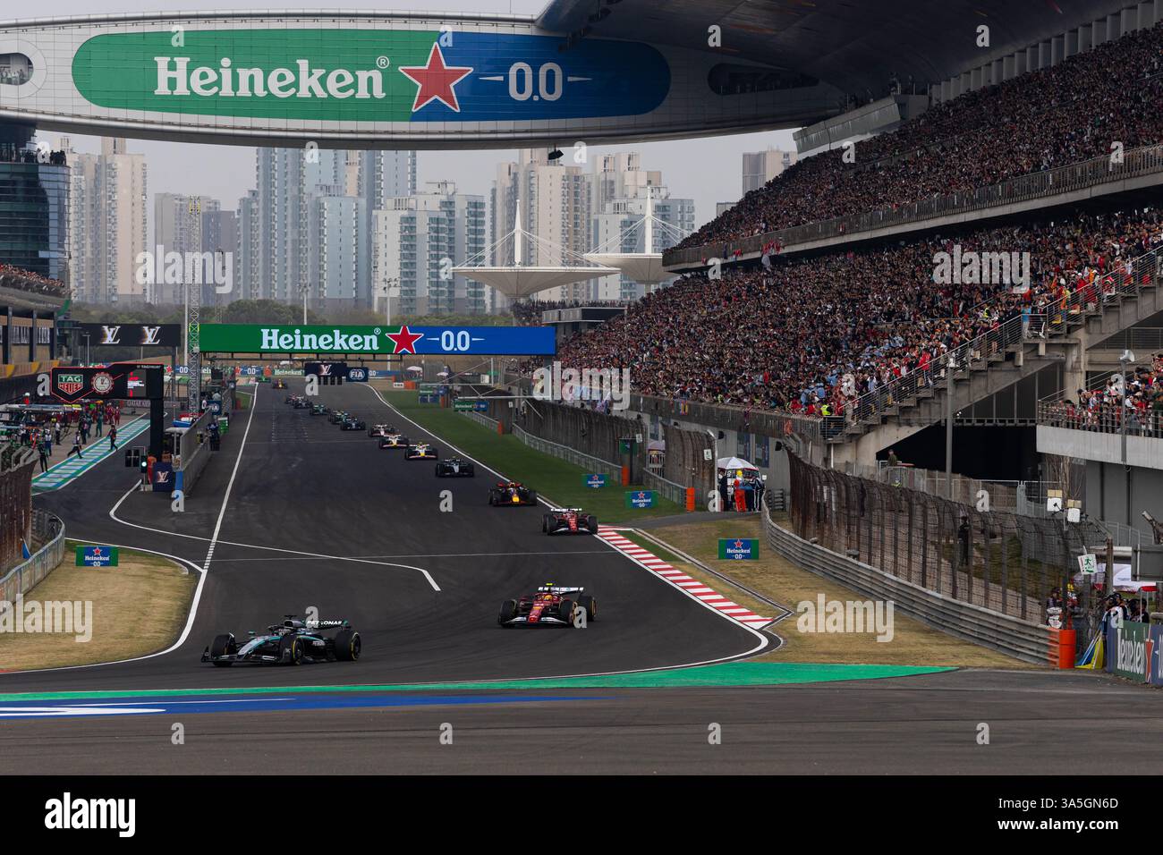 44 HAMILTON Lewis (gbr), Scuderia Ferrari SF-25, action during the ...