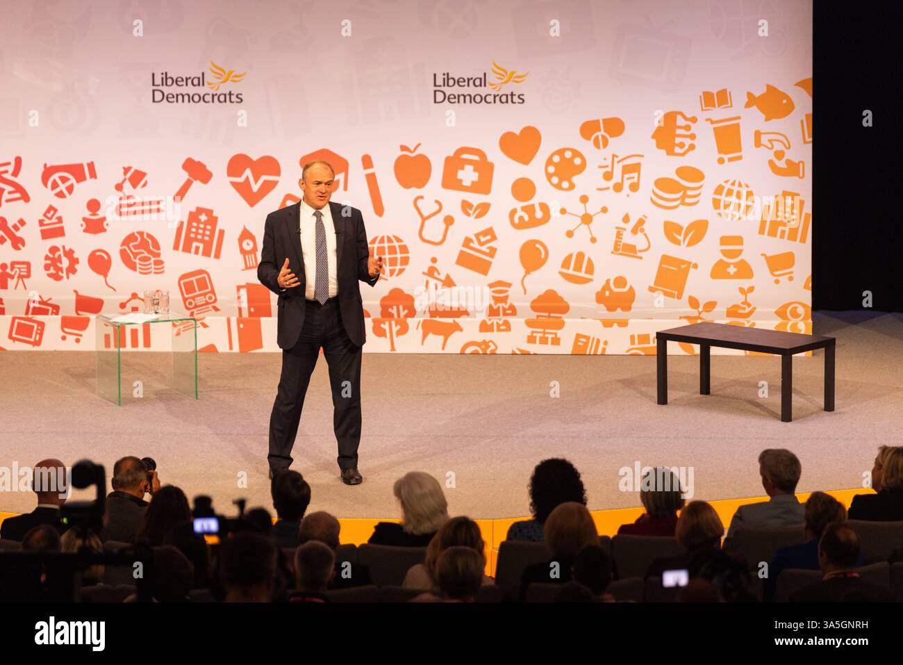 Ed davey conference 2025 hi-res stock photography and images - Alamy