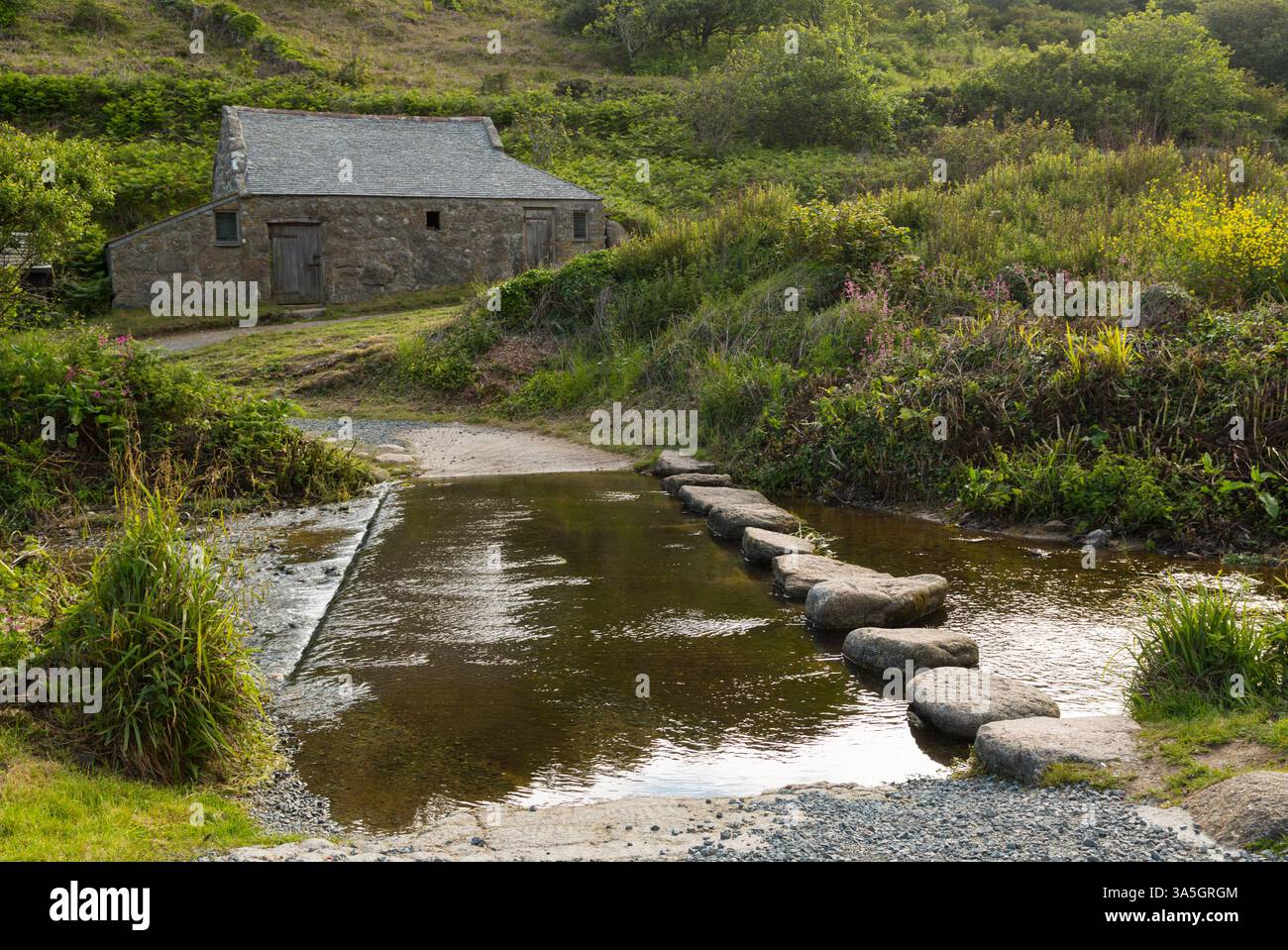 Penberth Cove Cornwall Stock Photo - Alamy
