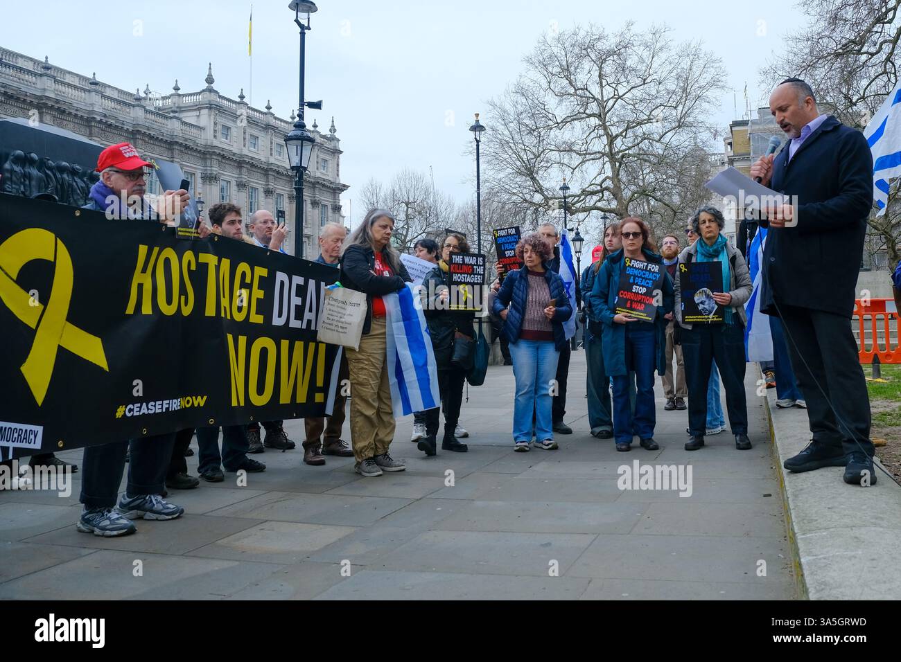 London, UK. 23rd March, 2025. Rabbi Jeremy Gordon of the New London ...