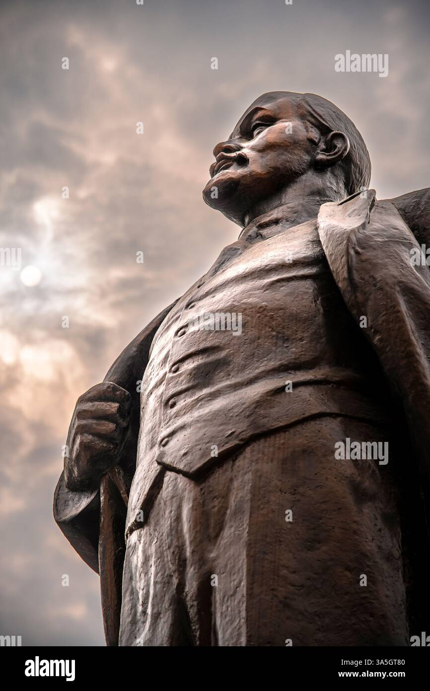 Lenin Statue in Hanoi, Vietnam Stock Photo - Alamy