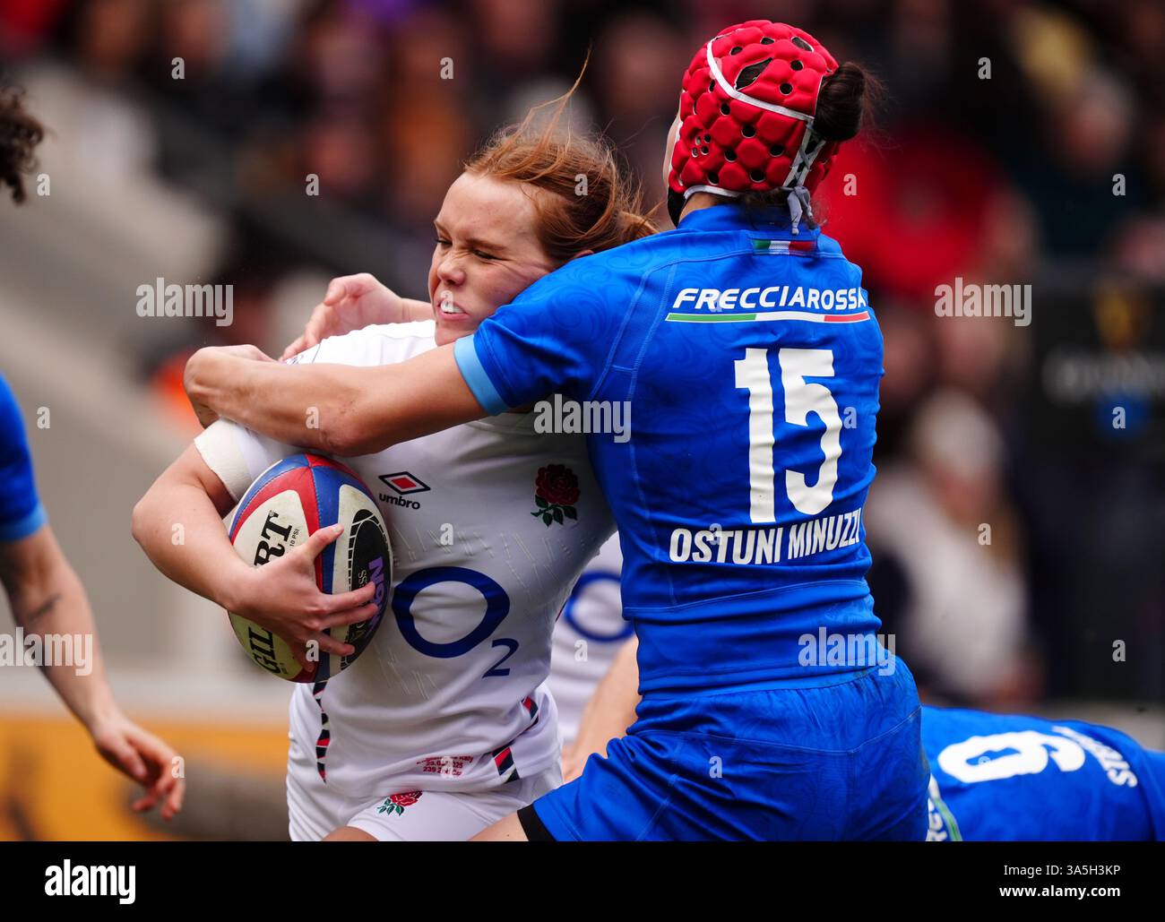 England's Mia Venner and Italy's Vittoria Ostuni Minuzzi in action ...