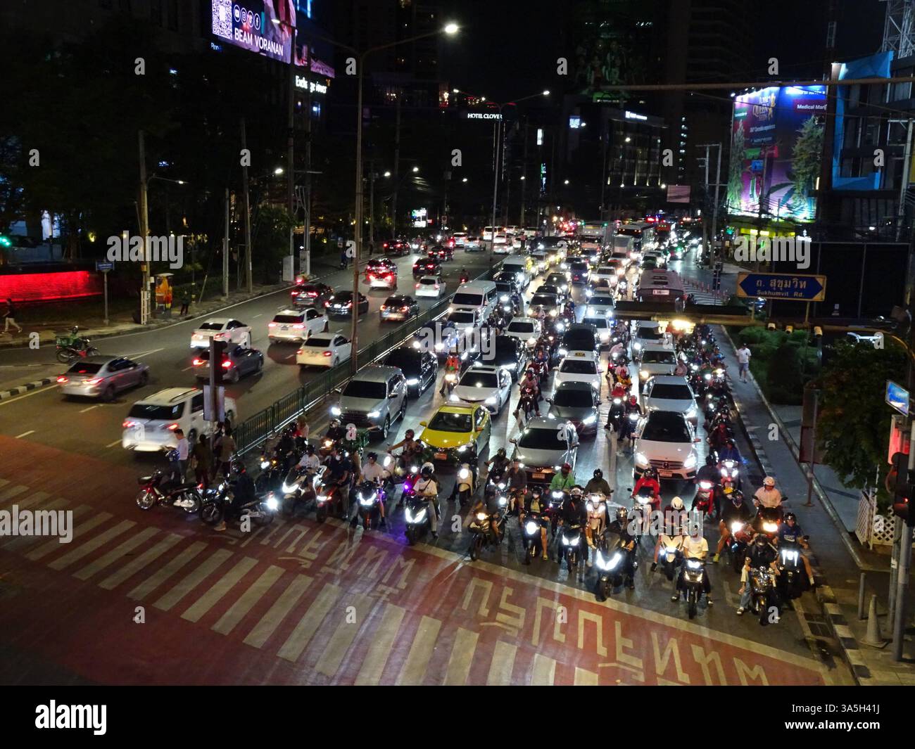 RECORD DATE NOT STATED Strassenverkehr, Rushhour, Bangkok, BKK ...