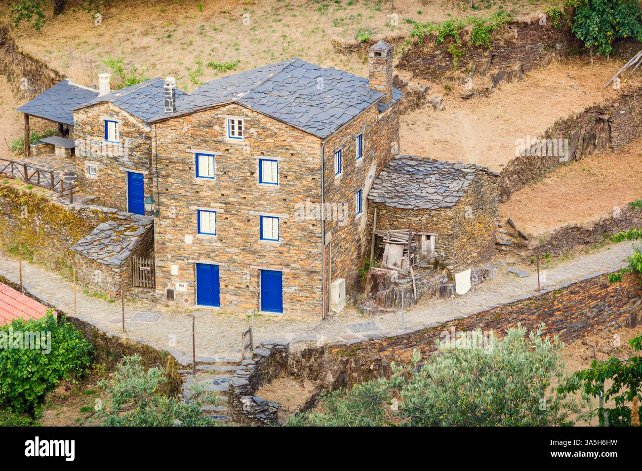 Azure accents hi-res stock photography and images - Alamy