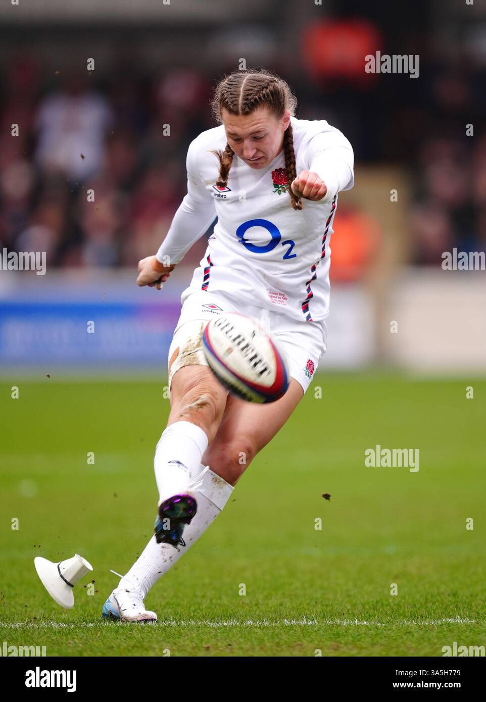 England's Emma Sing during the Guinness Women's Six Nations match at ...