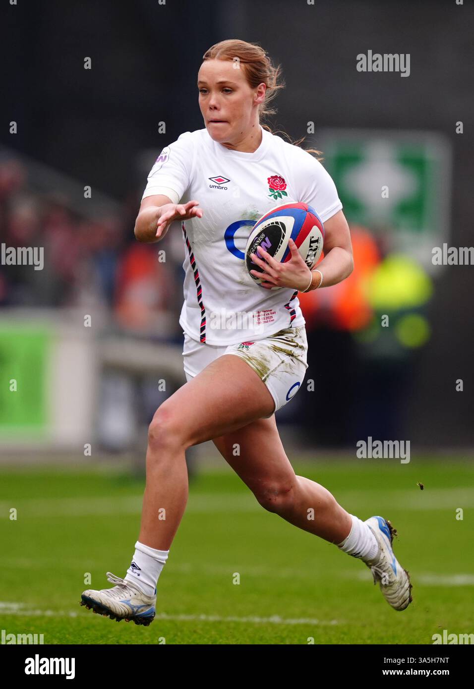 England's Mia Venner during the Guinness Women's Six Nations match at ...