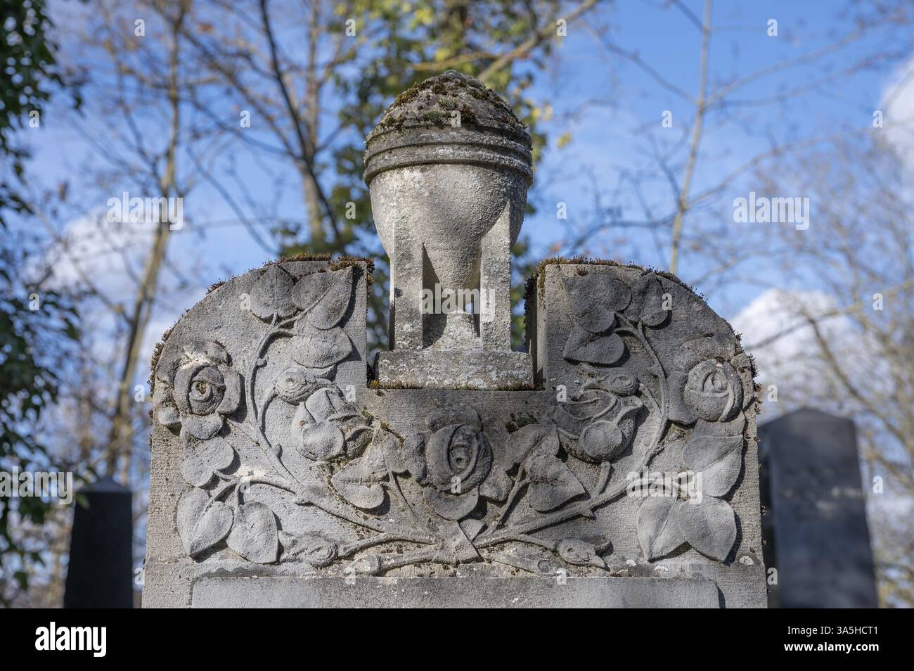 Decorative motif with roses on a Jewish gravestone, a sign of fertility ...
