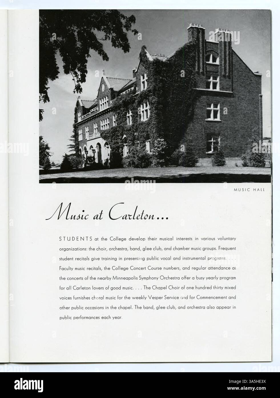 Carleton college campus tour hi-res stock photography and images - Alamy