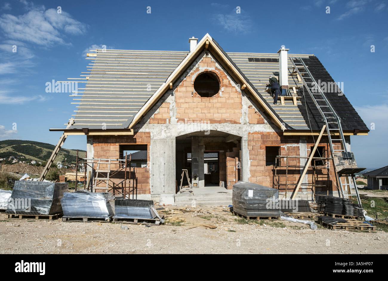 Canopy roof tiles hi-res stock photography and images - Alamy