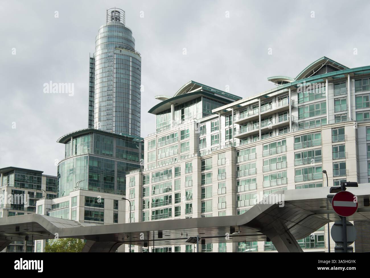 Modern residential buildings in the city. London Stock Photo - Alamy