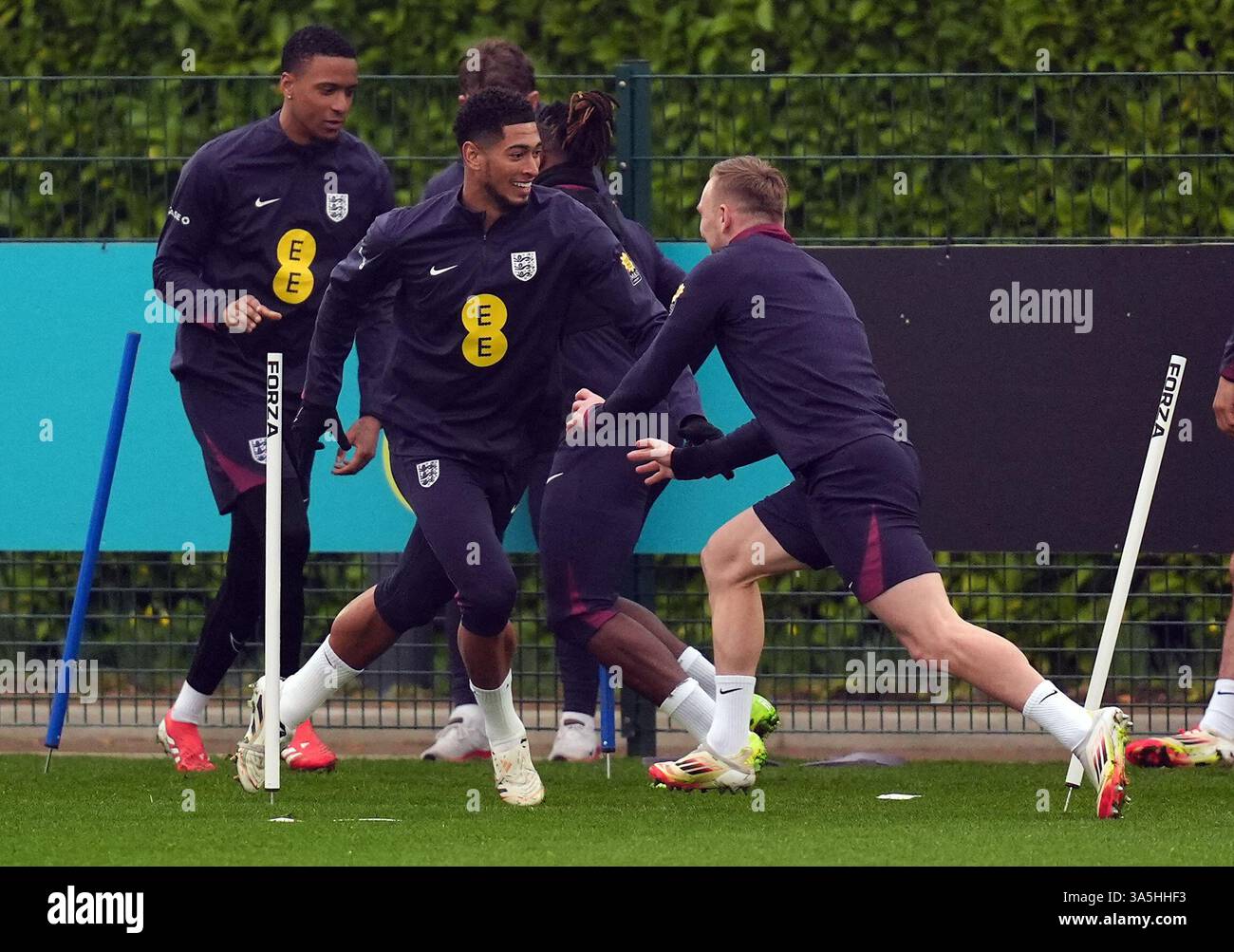 England's Jude Bellingham and Jarrod Bowen during a training session at ...