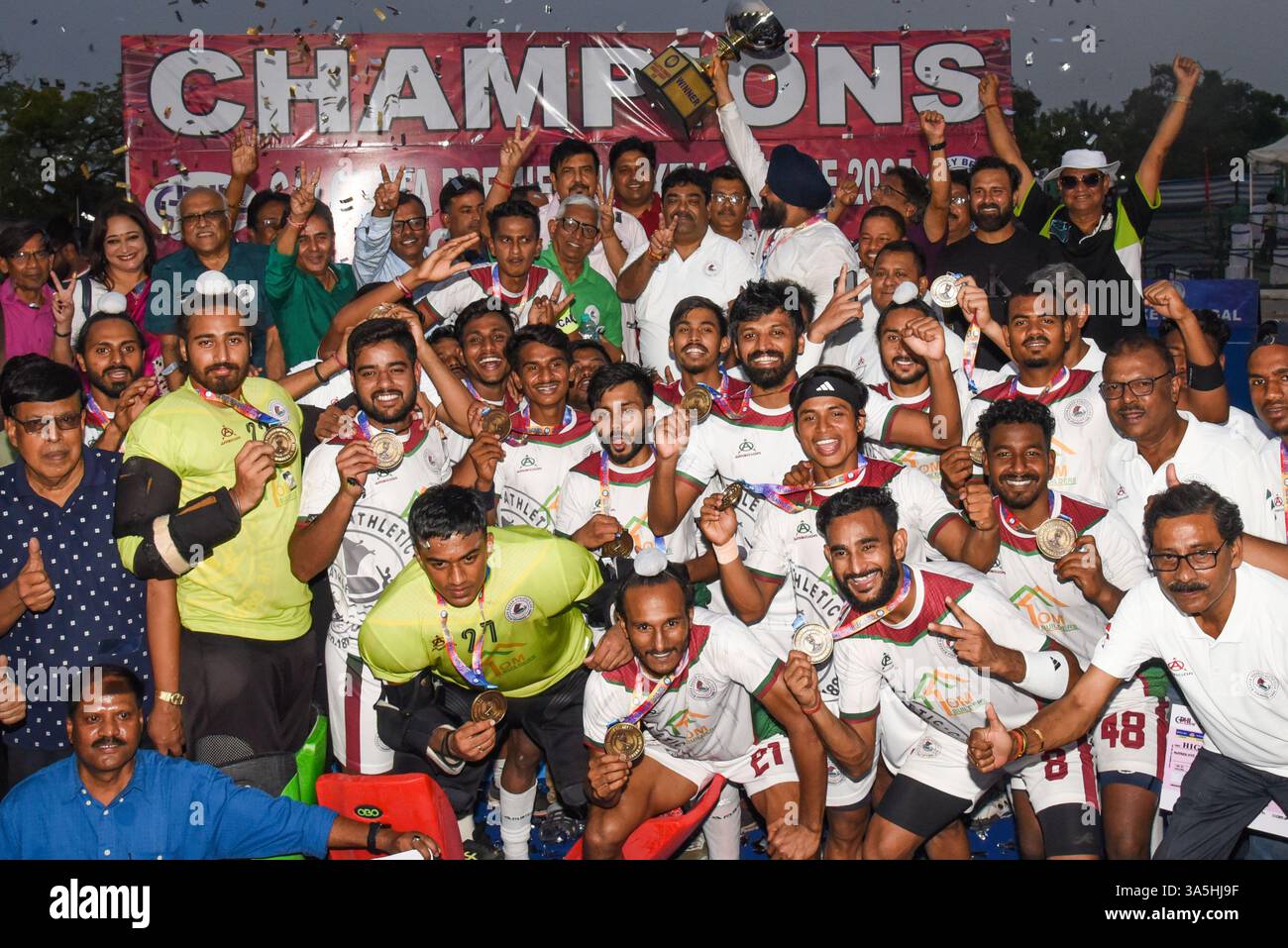 Kolkata, India. 23rd Mar, 2025. Mohan Bagan AC pelers celebration after ...