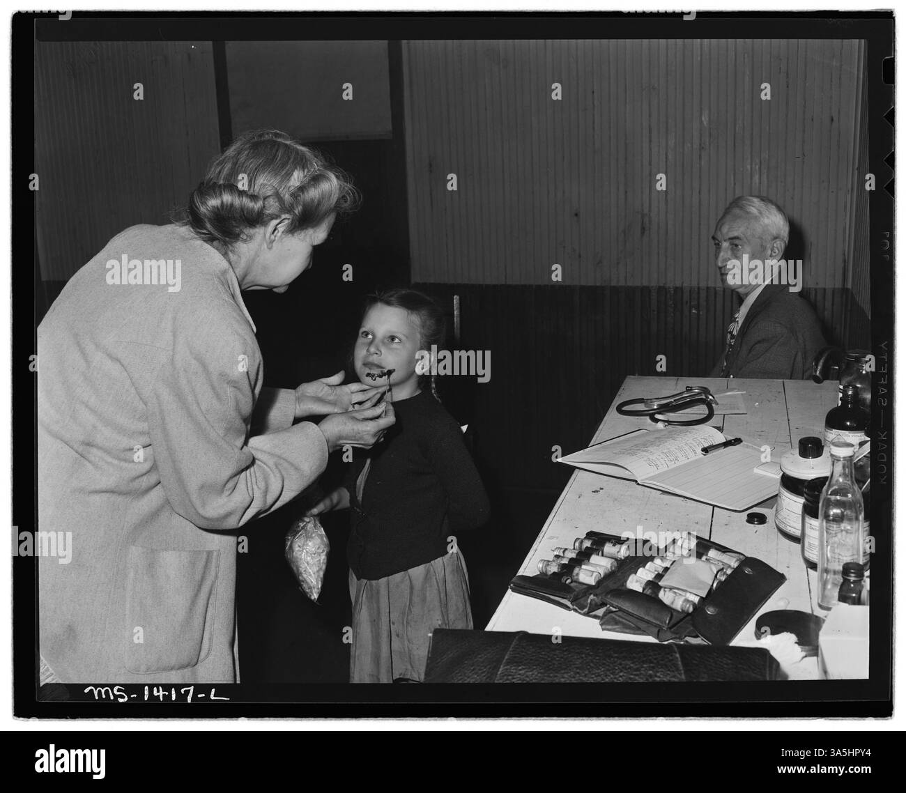 Children suffer Black and White Stock Photos & Images - Alamy