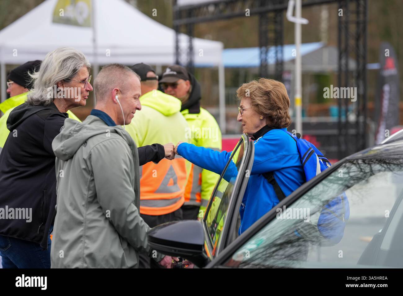 HEERENVEEN, NETHERLANDS - MARCH 23: Marie Jose Helle, Prinses Margriet ...