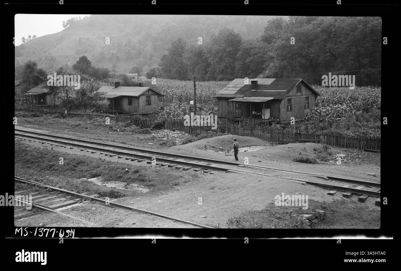 At the Fox Ridge Mining Company's Hanby Mine in Arjay, Bell County ...