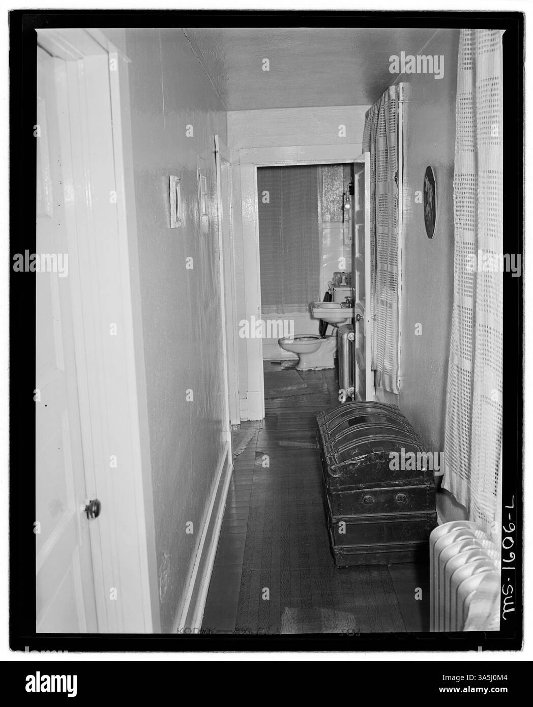 Section b b Cut Out Stock Images & Pictures - Alamy