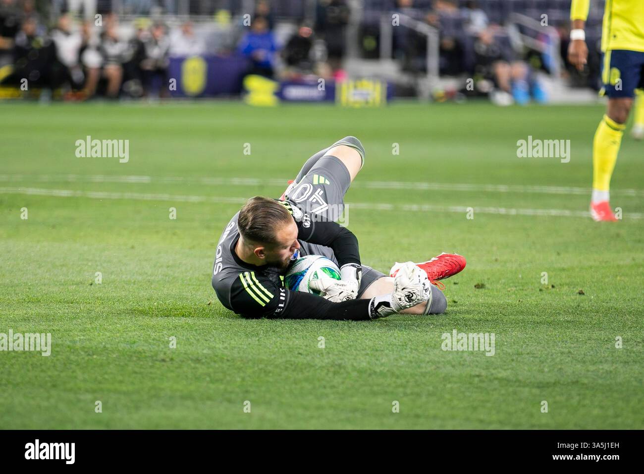 Nashville, USA. 22nd Mar, 2025. CF Montreal goalkeeper Jonathan Sirois ...